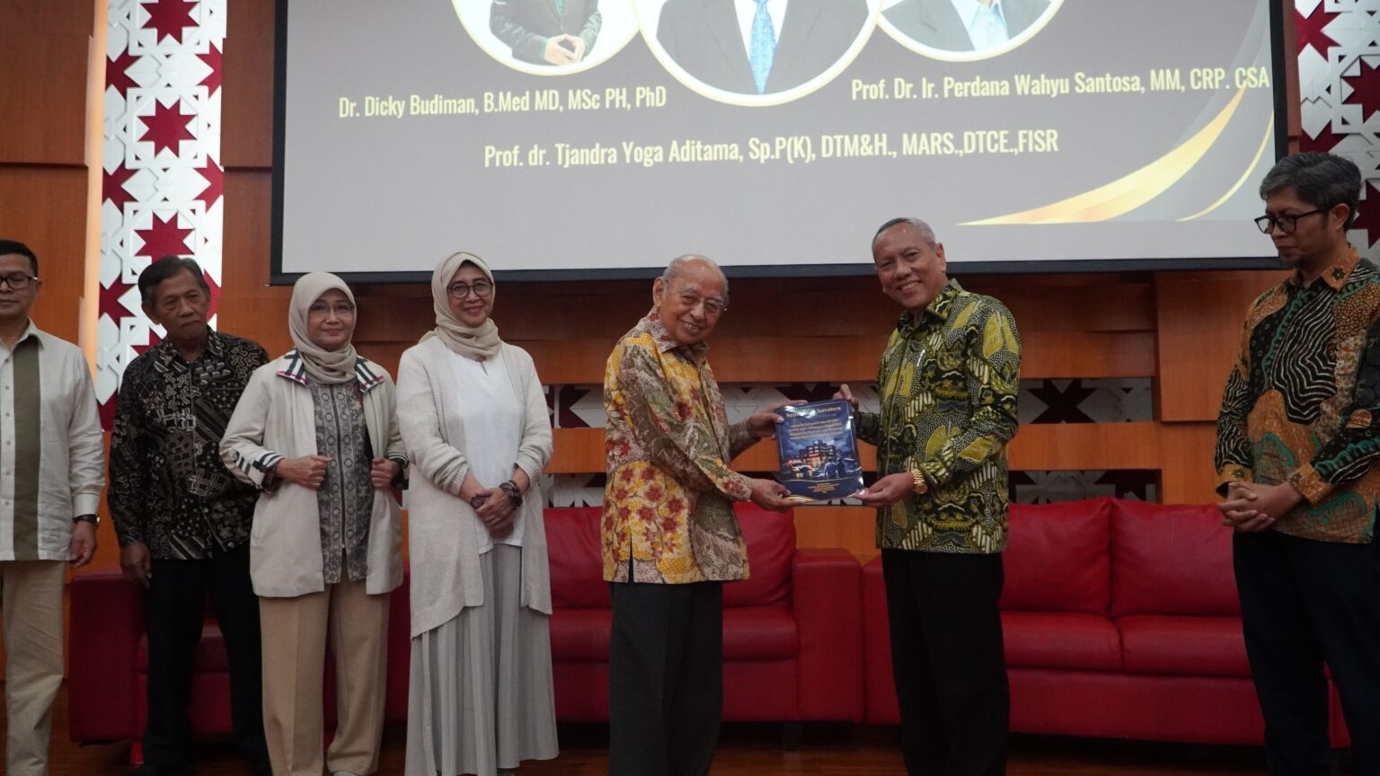 Gelar Seminar Nasional Hospital Risk Managemen In Disaster, Prodi MARS ...